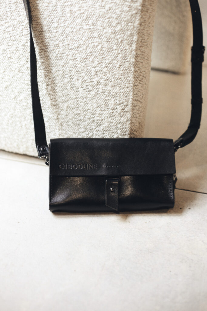 Kabelka Bodline Black - minile.cz